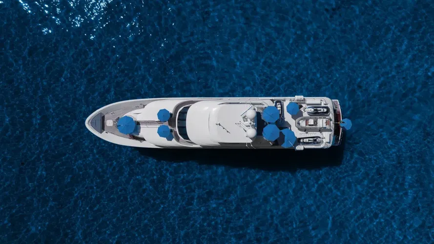 YOLO yacht for charter (Westport, 39.62m, 2005)